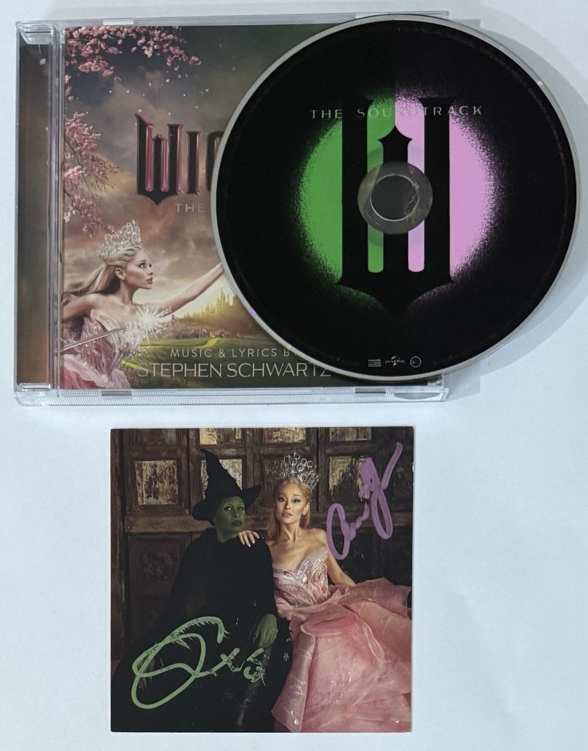 Ariana Grande Autographed Photo Card CD PSA DNA COA, Hobbies & Toys ...