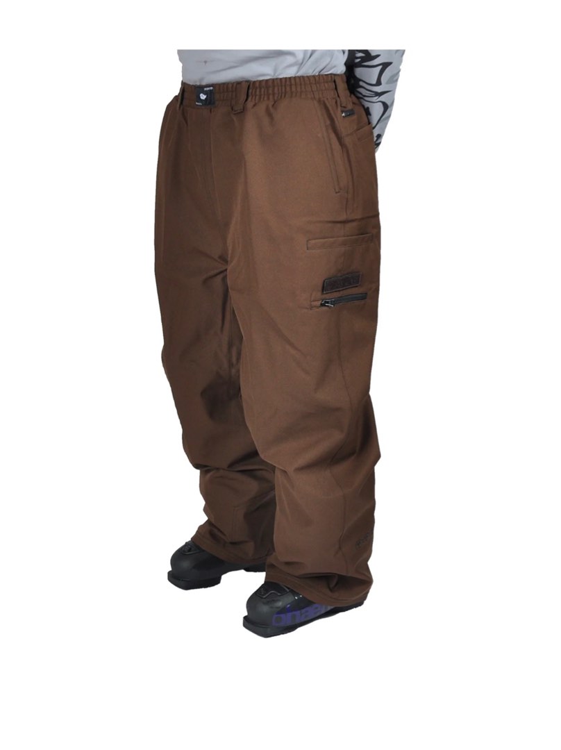 BNWT Capeesh Snow Ski pants, Men's Fashion, Bottoms, Trousers on Carousell