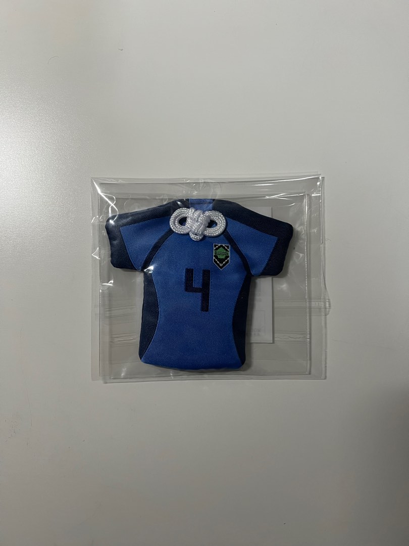 Chigiri Uniform Charm blue lock, Hobbies & Toys, Memorabilia ...