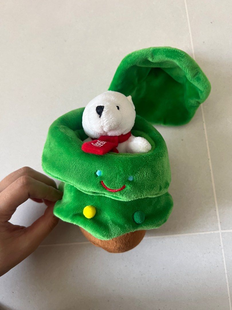 Coca-Cola jolibee Christmas Tree Plush Toy, Hobbies & Toys, Toys ...
