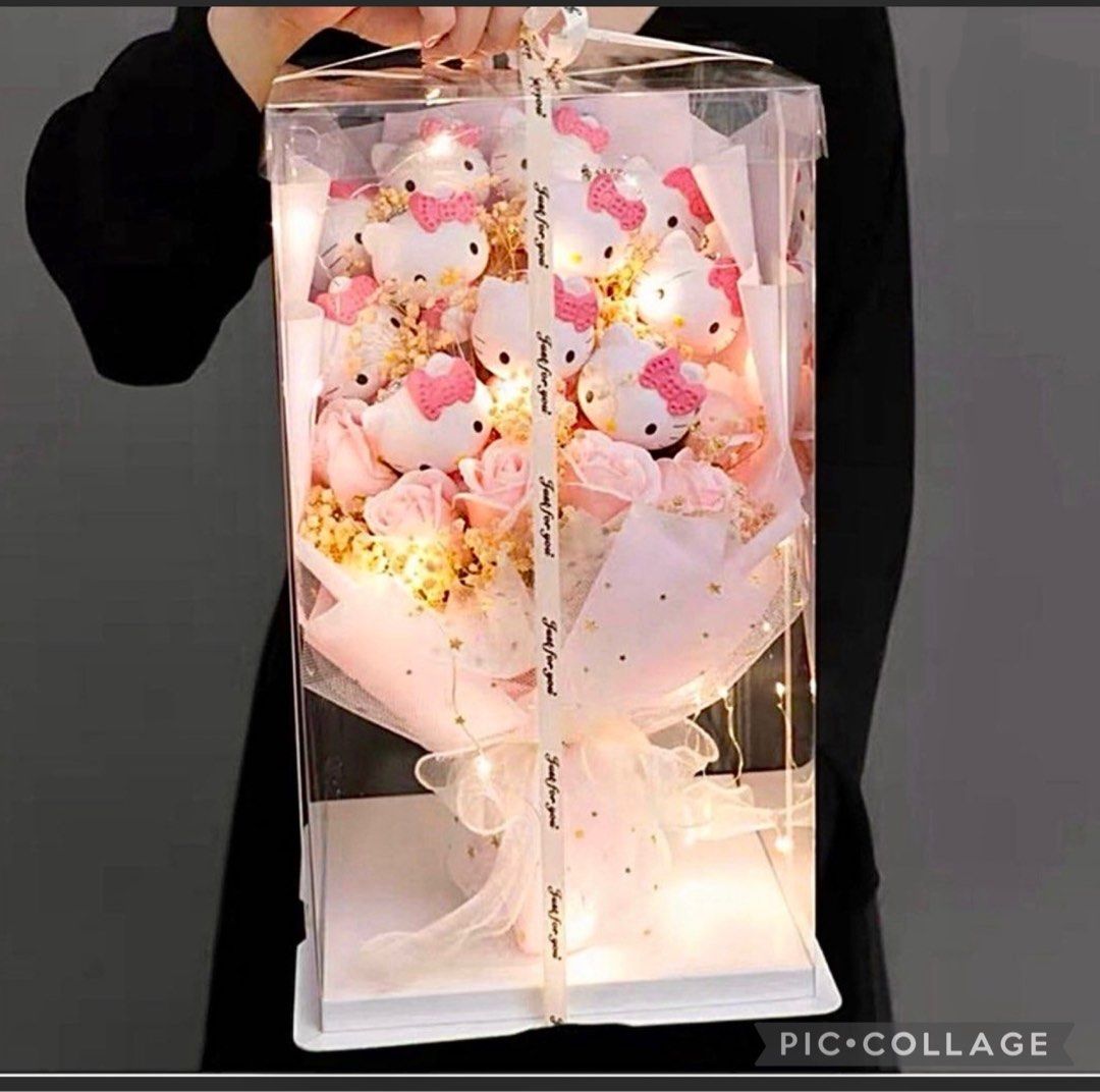 💐Hello Kitty Bouquet💐Comes with fairy lights💐🌟handmade real soap 🌹rose ...