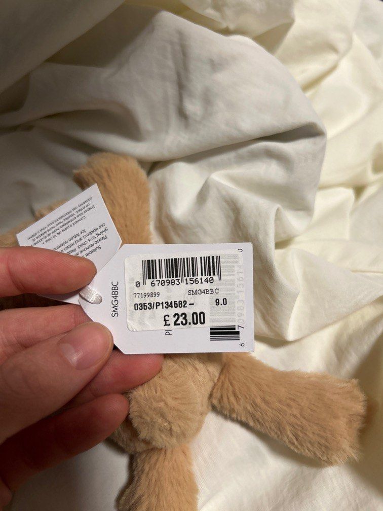 Jellycat smudge bear bag charm, 興趣及遊戲, 玩具 & 遊戲類 - Carousell