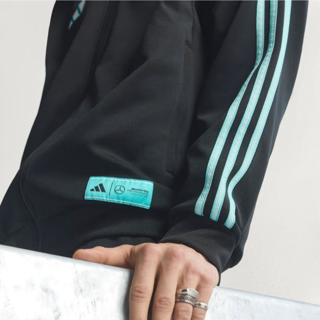 [BNIP] Mercedes - AMG Petronas Formula One Team Las Vegas Track Jacket ...