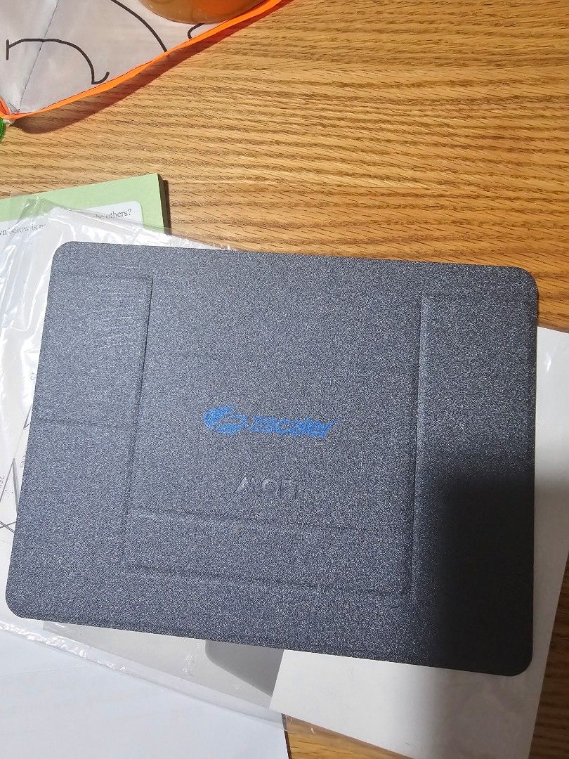 Moft invisible adhesive foldable laptop stand, Mobile Phones & Gadgets ...