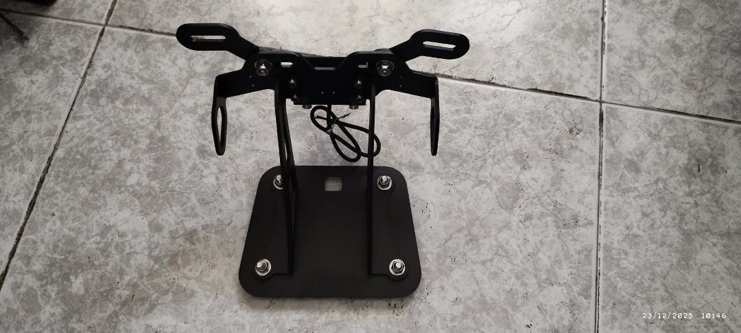 Motorcycle Tail Tidy License Plate Holder, Motorcycles, Motorcycle ...