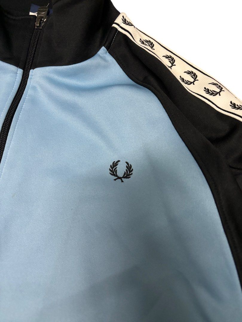 (P23)🔥FRED PERRY SIDETAPE TRACKTOP JACKET, Men's Fashion, Coats ...