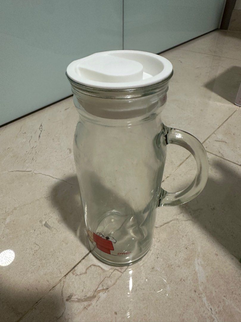 Pyrex Snoopy 1.2L Carafe, Furniture & Home Living, Kitchenware ...