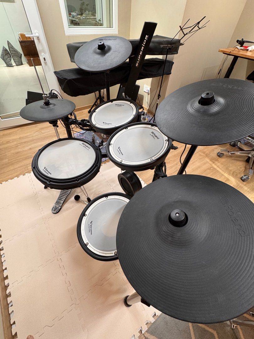 Roland TD-17KVX Electronic Drum Kit + PDP HH700 Hi-Hat + PDP SP300 Bass ...