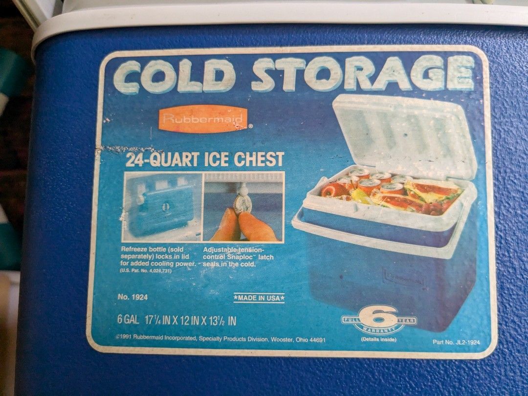 Rubbermaid 24-Quart Ice Chest Cooler, Furniture & Home Living ...