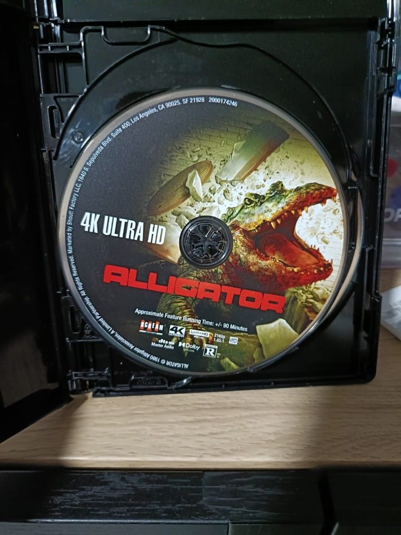 Scream Factory Collector's Edition Alligator 4K UHD + Blu-ray, Hobbies ...