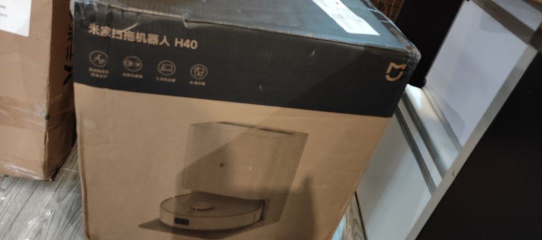 Xiaomi Mijia H40 Robot Vacuum, 家庭電器, 吸塵機 ＆ 家居清潔電器 - Carousell