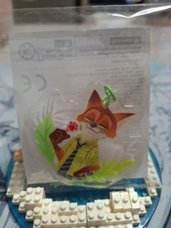 Zootopia 瘋狂動物城 襟章, 興趣及遊戲, 玩具 & 遊戲類 - Carousell