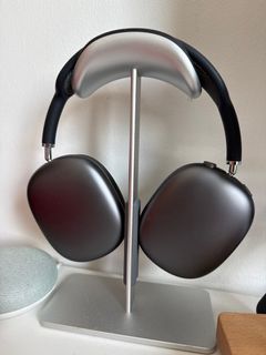 Apple AirPods Max blue WTT for starlight, Audio, Headphones & Headsets ...