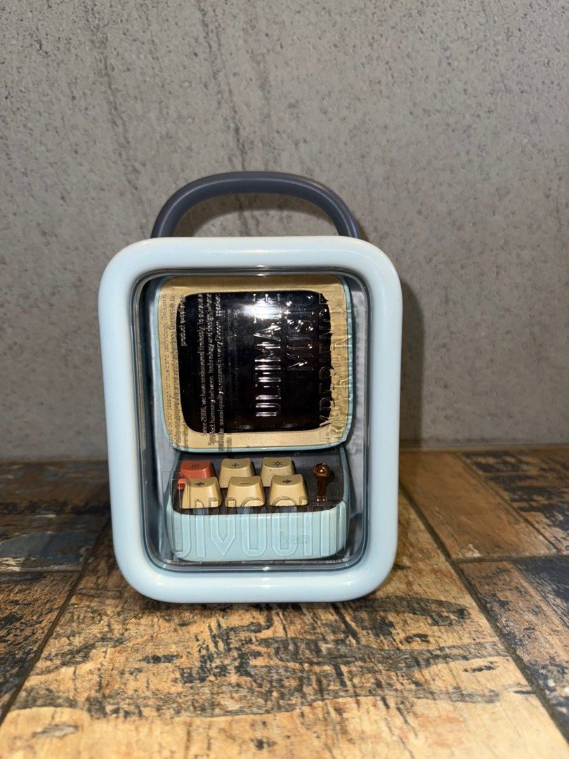 DISPLAY ONLY Divoom Ditoo Plus Retro Bluetooth Speaker - Mint, Audio ...