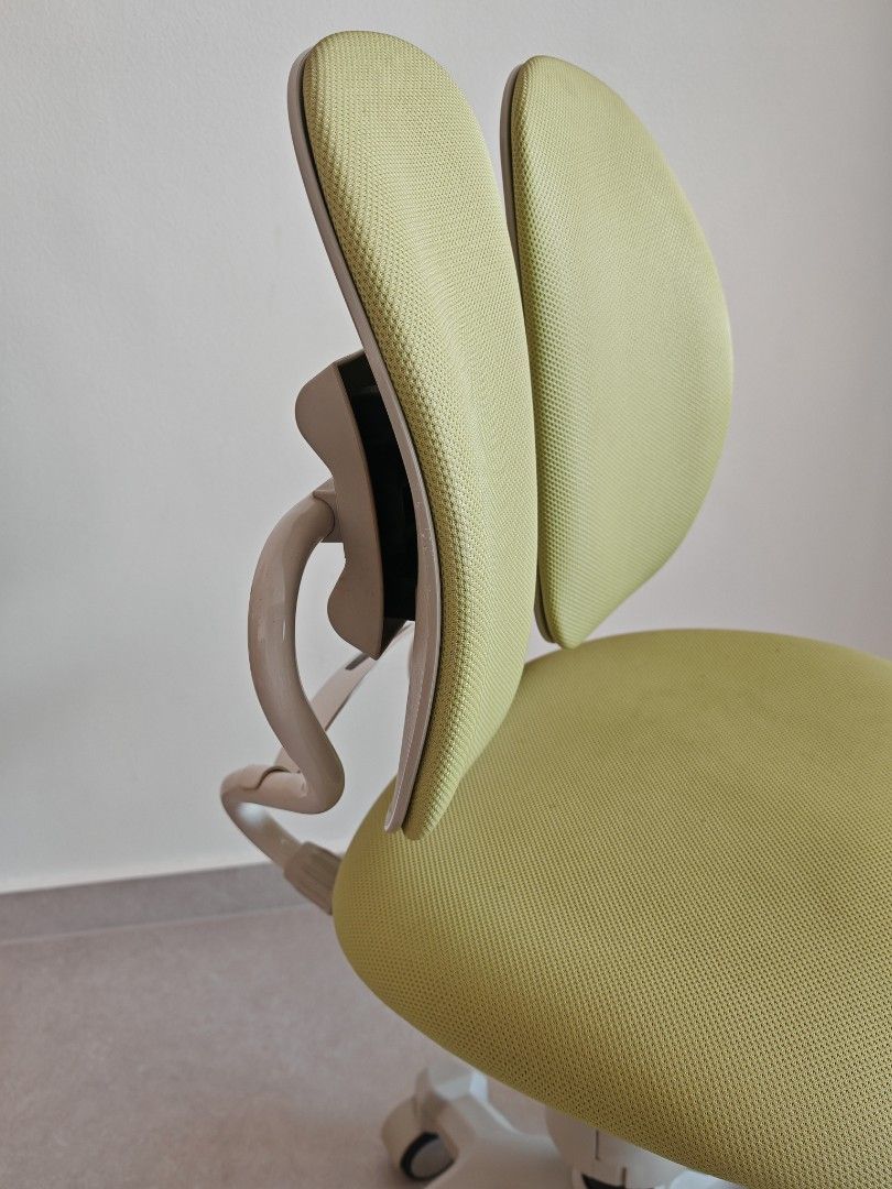 Ergonomic Duorest Kids Study Chair, Furniture & Home Living, Furniture ...