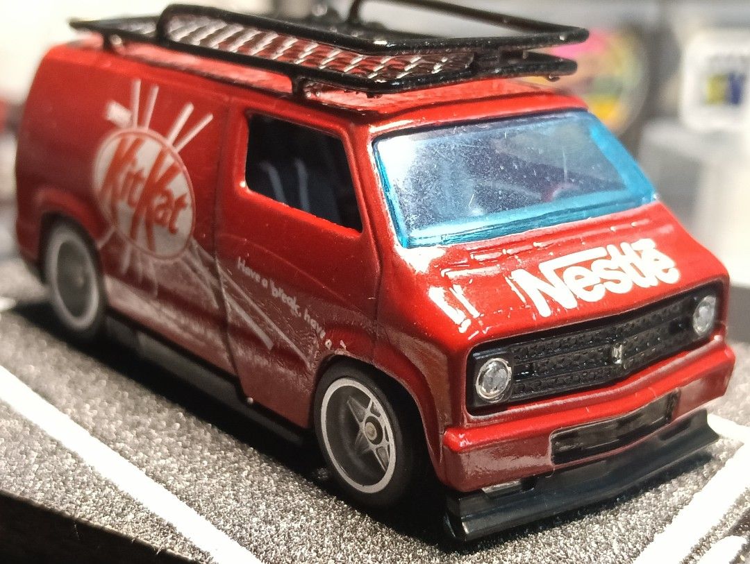 Hot Wheels Kit Kat Nestle Van, Hobbies & Toys, Toys & Games on Carousell