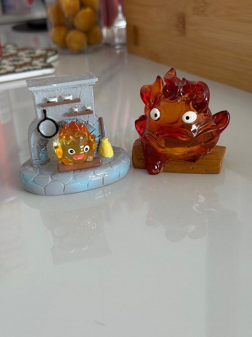 Howl's Moving Castle Calcifer Figurines, Hobbies & Toys, Toys & Games ...