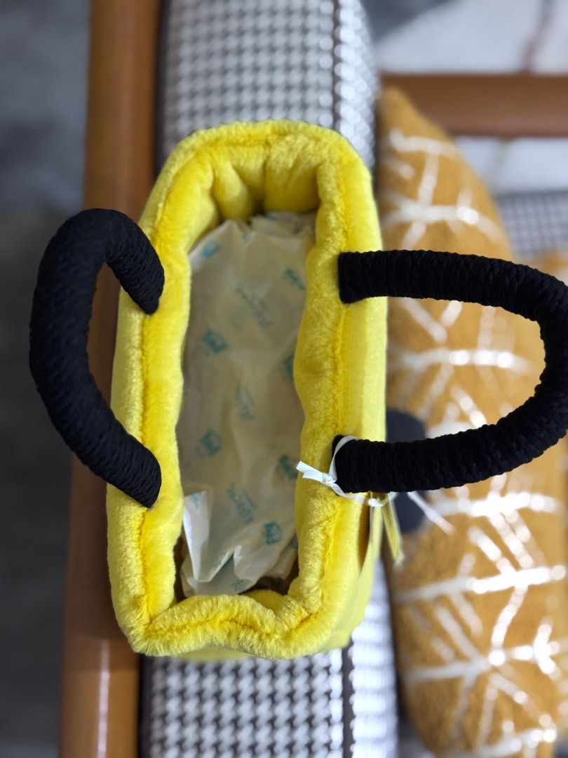 Jellycat Amuseables x Selfridges Bag, Hobbies & Toys, Toys & Games on ...