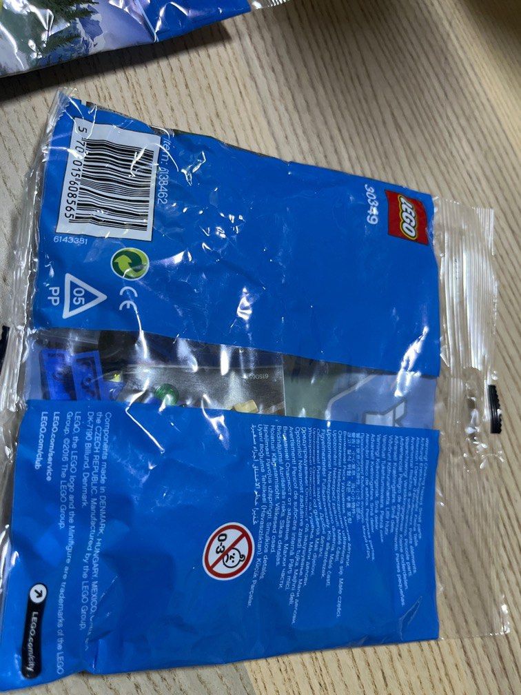 Lego city 30359 - plane polybag w minifig, Hobbies & Toys, Toys & Games ...