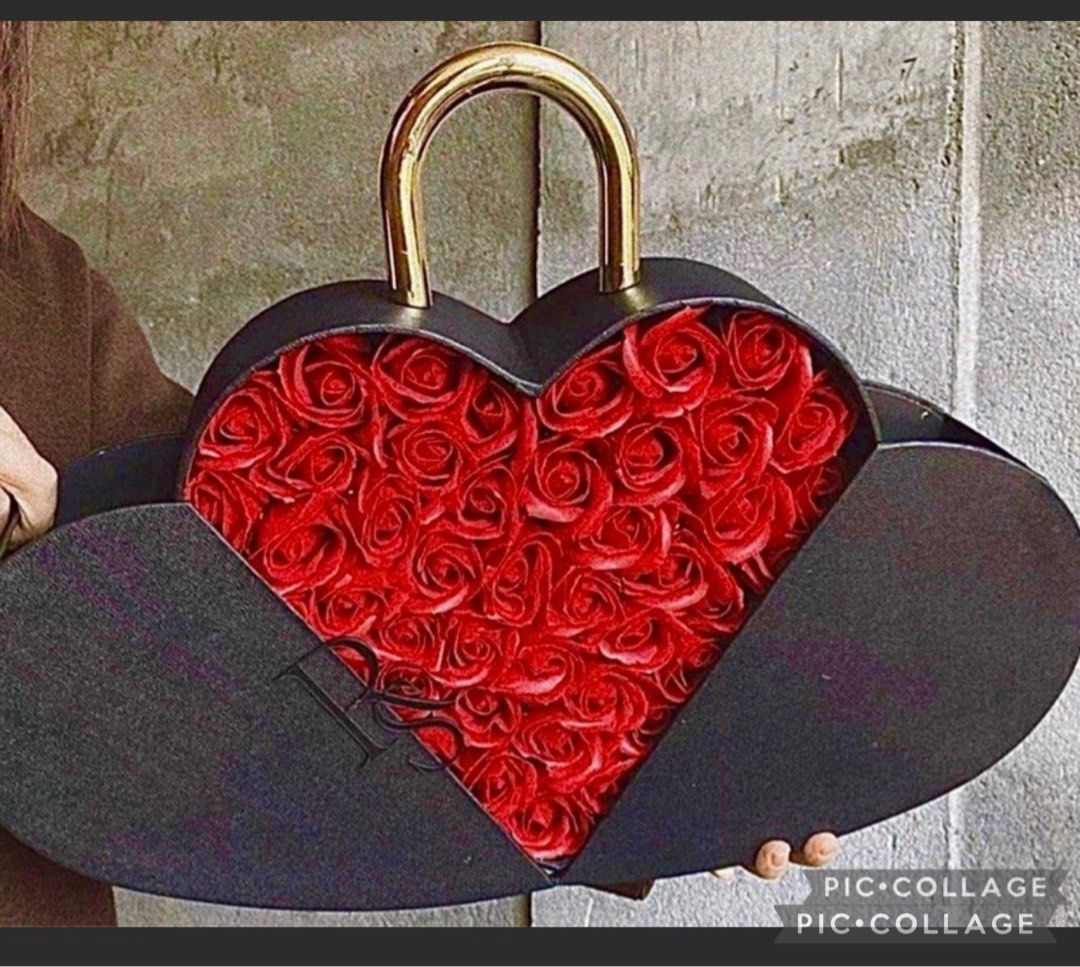 🎁Luxury heart shaped Lock design gift box with real handmade soap roses ...