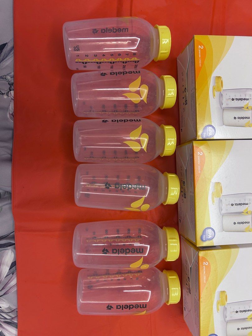 Medela Breast Milk Bottles (250ml) - New, Babies & Kids, Nursing ...