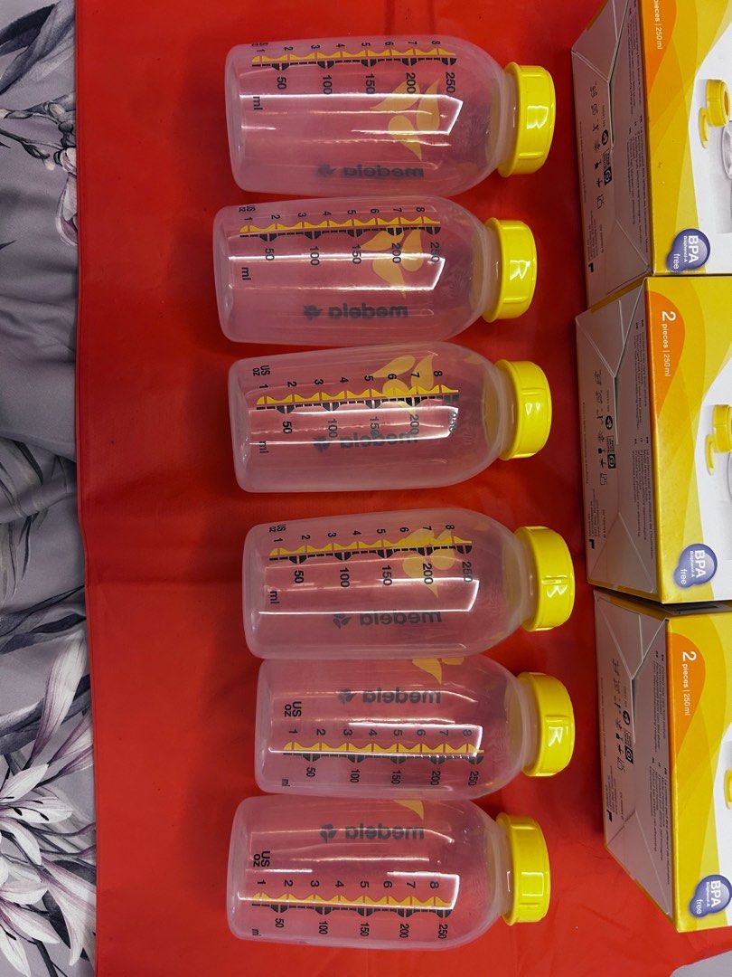 Medela Breast Milk Bottles (250ml) - New, Babies & Kids, Nursing ...