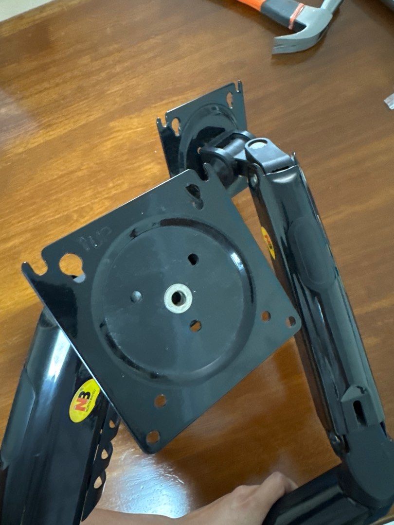 NB North Bayou Dual Monitor Arm, Computers & Tech, Parts & Accessories ...