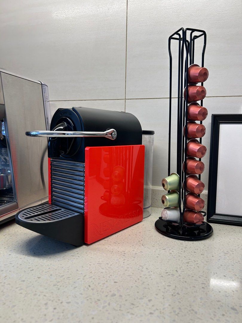 Nespresso Coffee Machine with Capsule Holder, 家庭電器, 廚房電器, 咖啡機及咖啡壺 ...