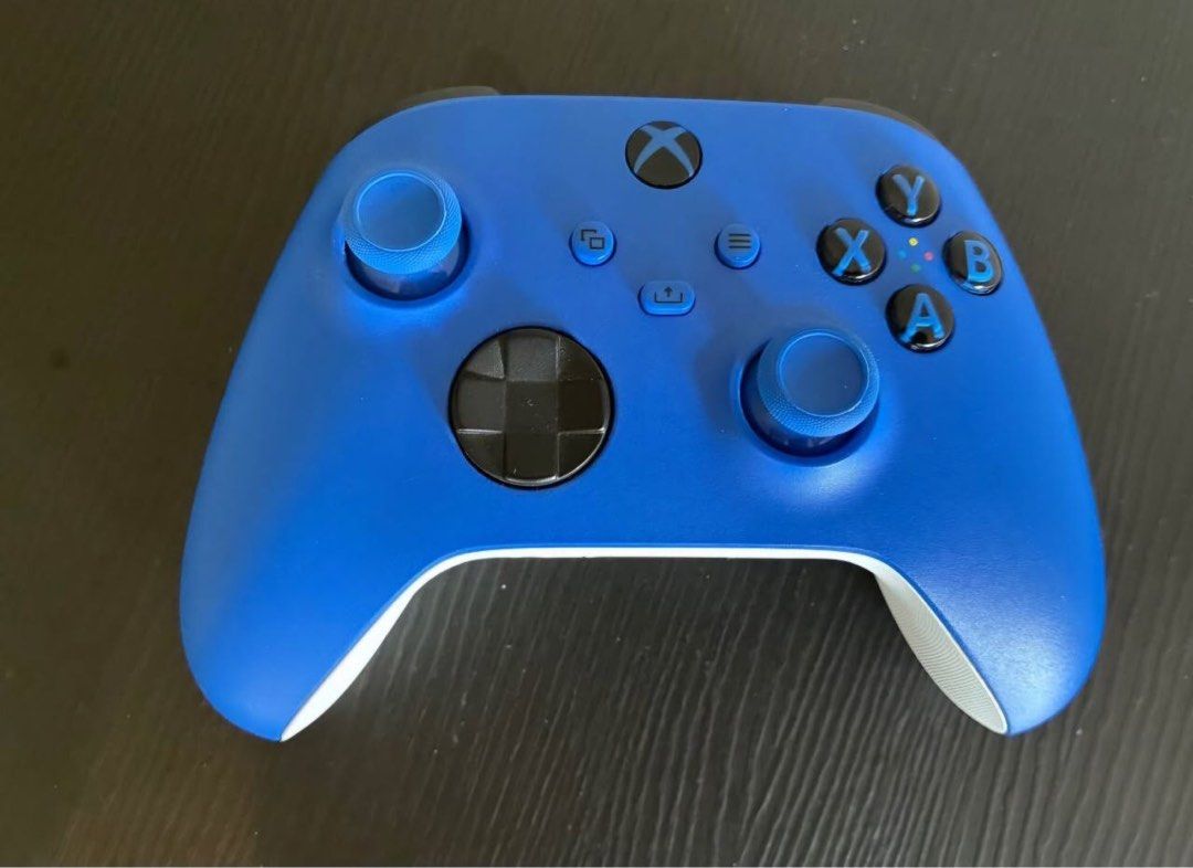 Original Xbox Wireless Controller - As new, Video Gaming, Gaming ...