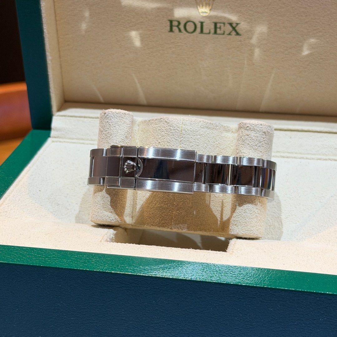 Rolex Daytona 126500LN Black Godzilla 2025 Full Set, Luxury, Watches on ...