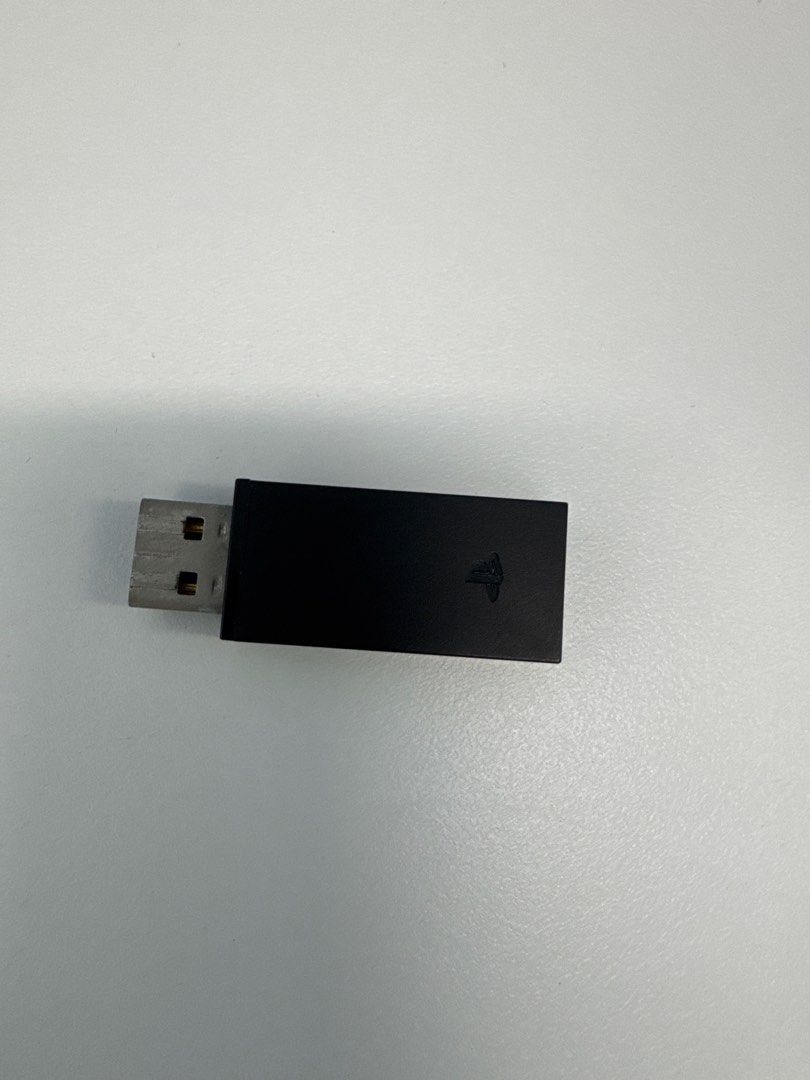 Sony PlayStation 無線適配器 CECHYA-0082, 電子遊戲, 電子遊戲機, PlayStation - Carousell