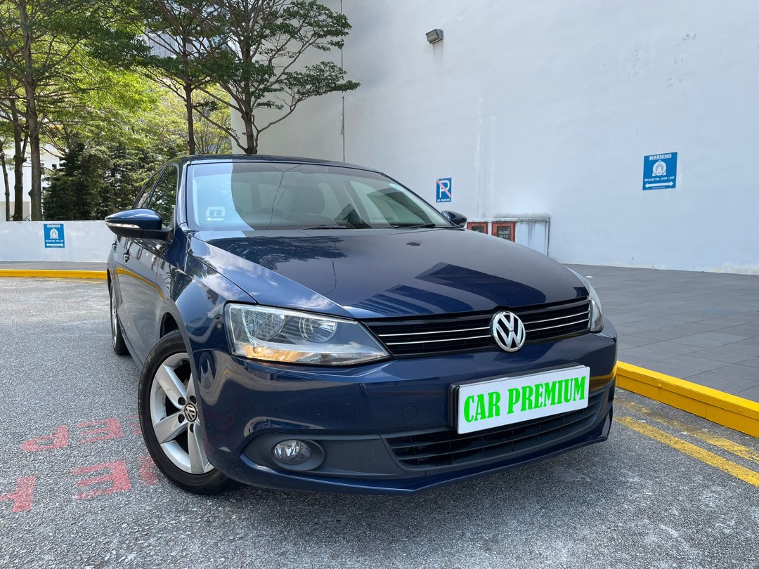 Volkswagen Touran 1.4A TSI R-Line, Cars, Used Cars on Carousell