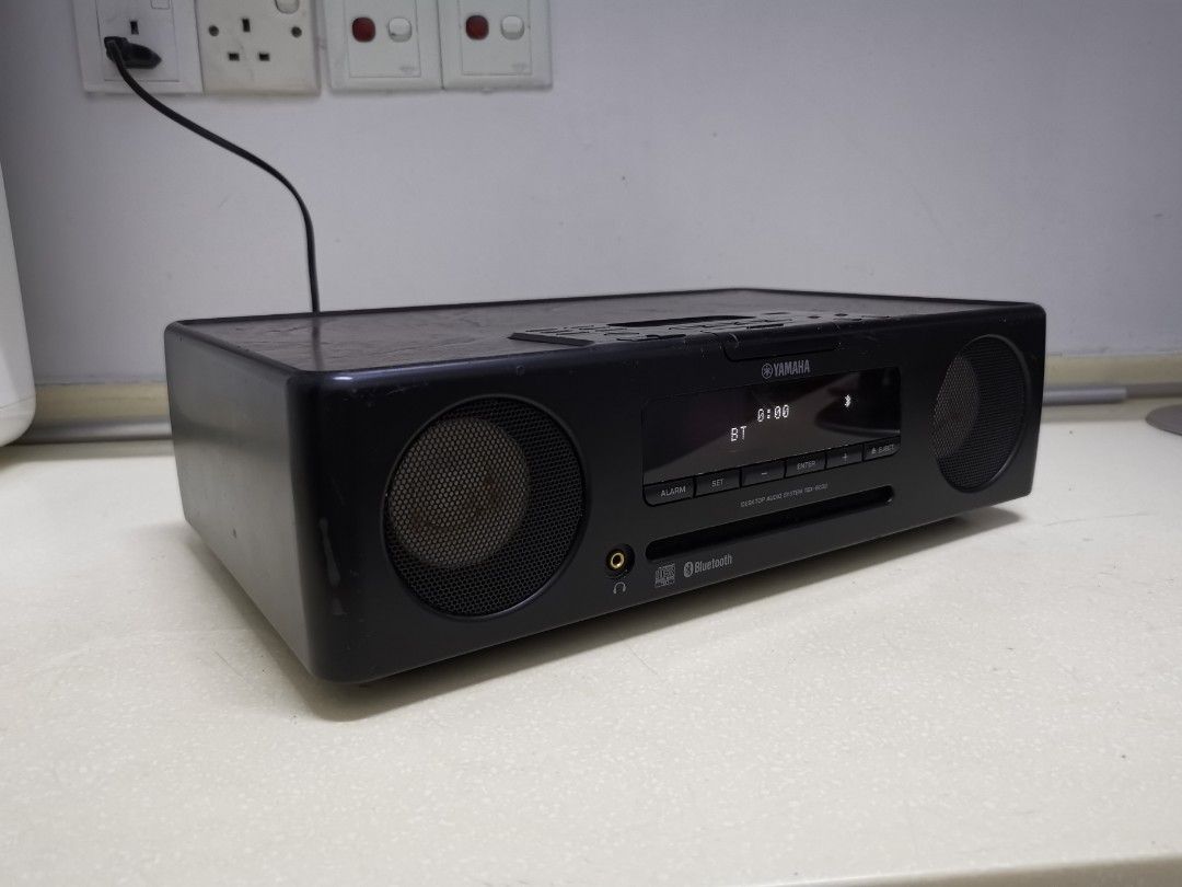 Yamaha TSX-B232 Desktop Micro Hi Fi system Bluetooth IPod FM radio USB ...