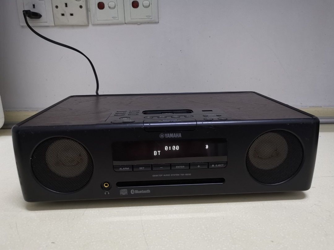 Yamaha TSX-B232 Desktop Micro Hi Fi system Bluetooth IPod FM radio USB ...