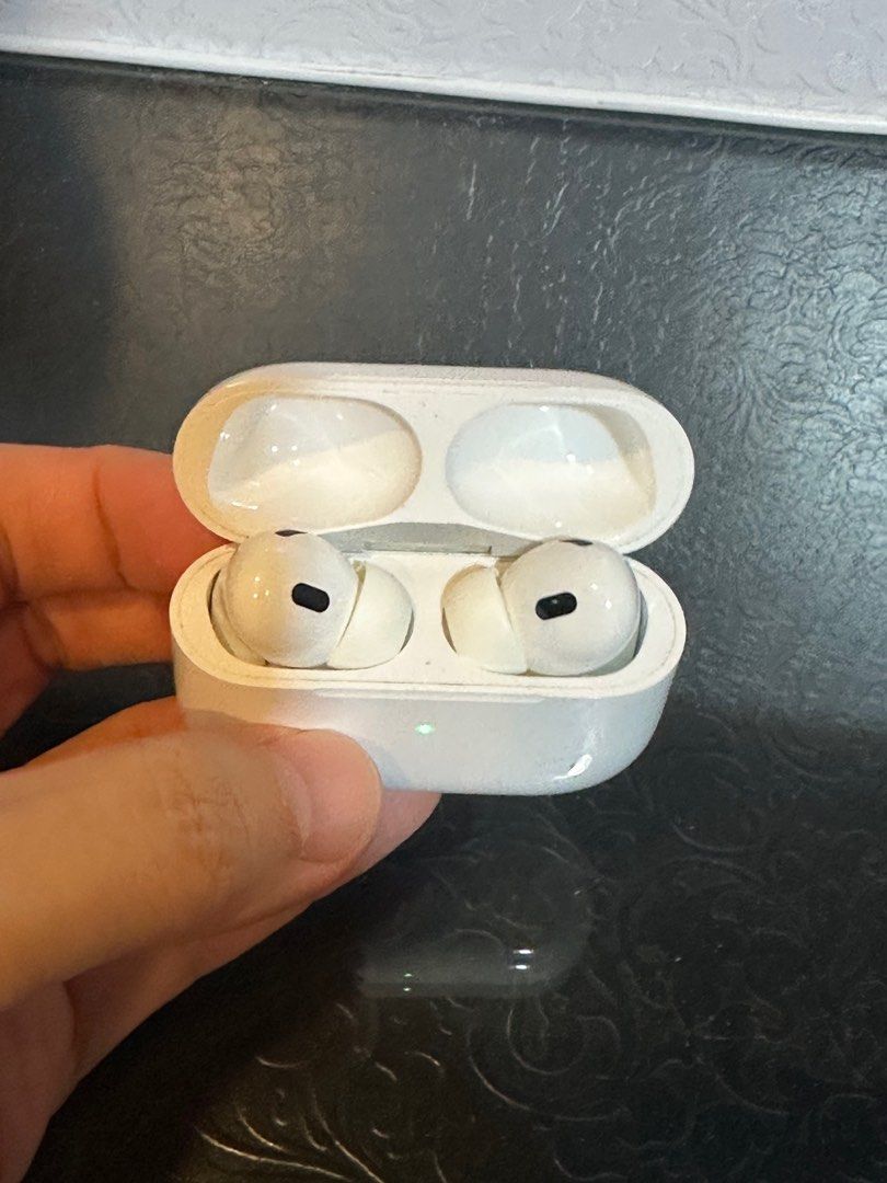 Apple AirPods Pro 2nd Gen with Case, Audio, Earphones on Carousell