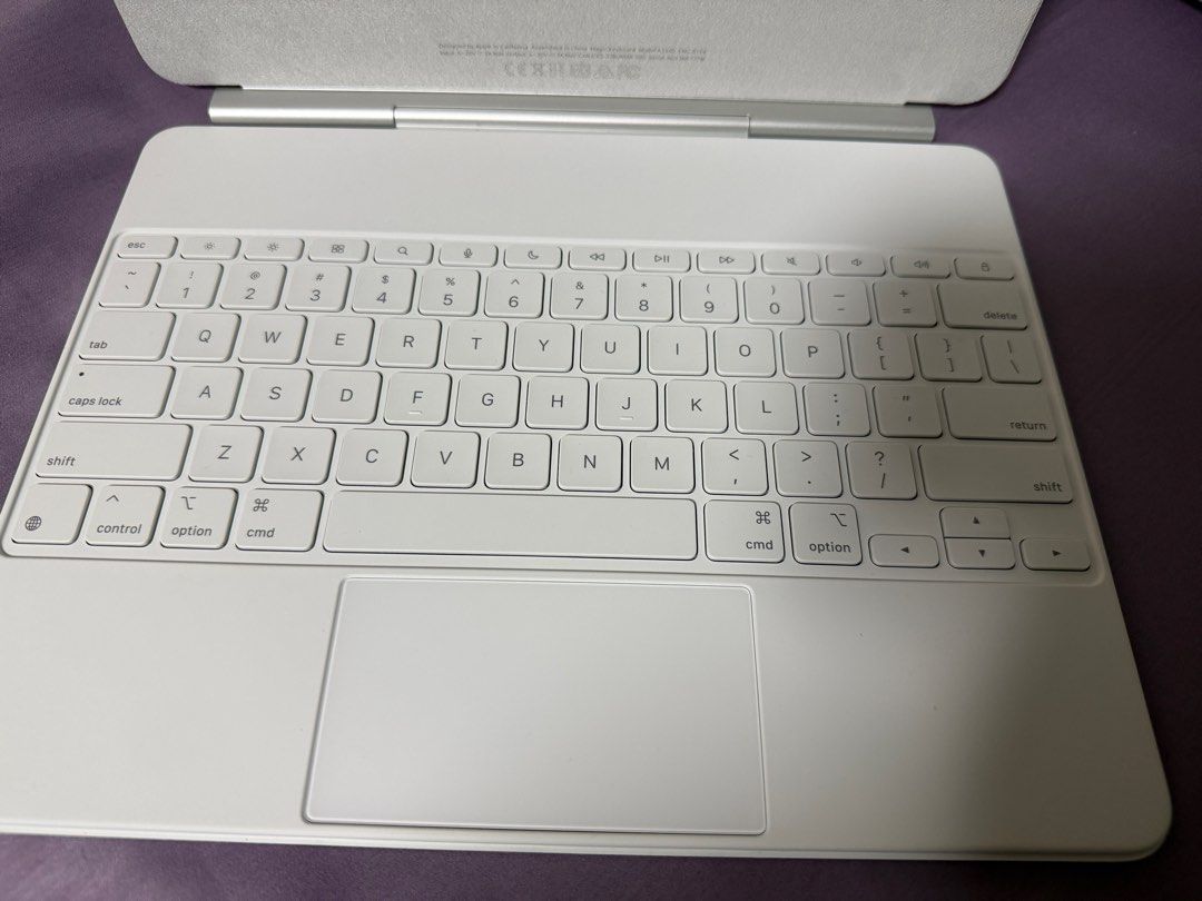 Apple Magic Keyboard for iPad Pro - White, Computers & Tech, Parts ...