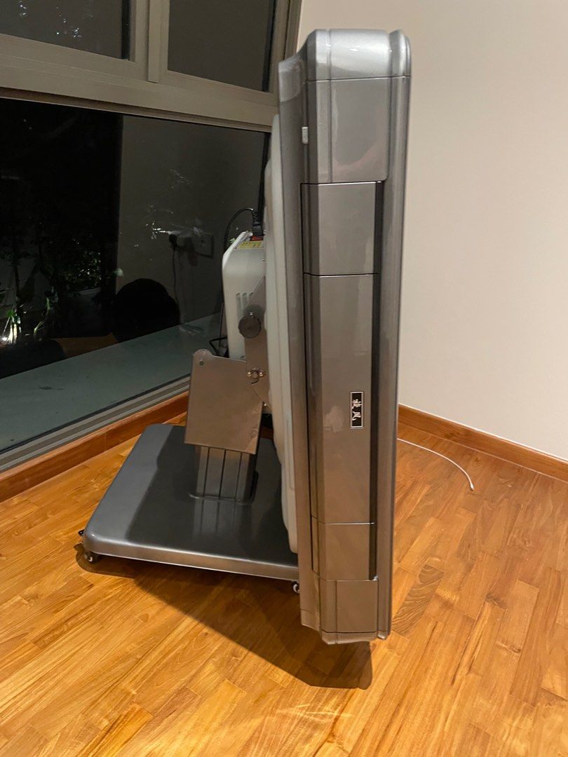 Automatic Mahjong Table with Tiles and Chips, Hobbies & Toys, Toys ...