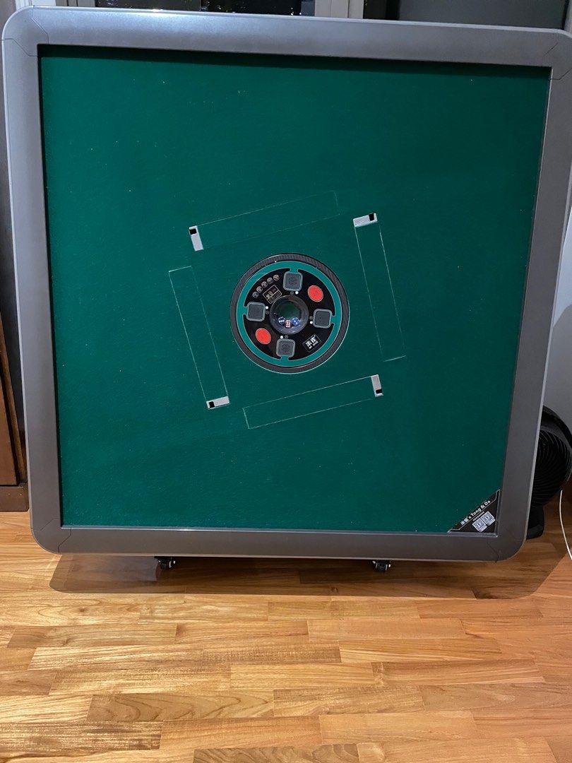Automatic Mahjong Table with Tiles and Chips, Hobbies & Toys, Toys ...