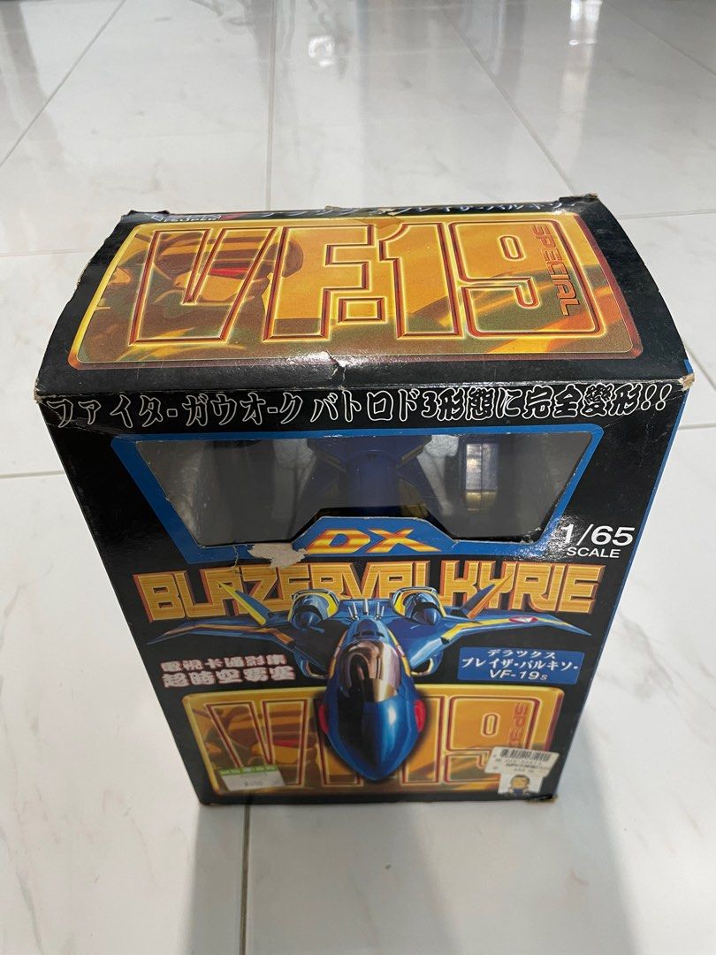 Bandai BLAZER VALKYRIE VF-19 Super 7 l, Hobbies & Toys, Toys & Games on ...