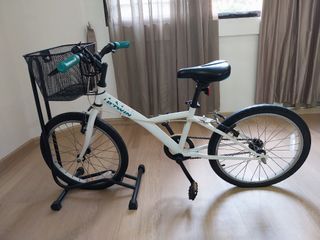 Kids Bike with Basket - Red, Sports Equipment, Bicycles & Parts, Bicycles on Carousell