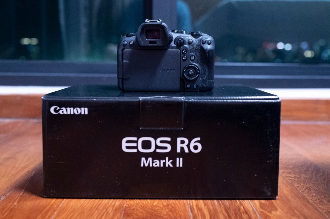 Canon EOS R6 Mark II - Full Box Set, Photography, Cameras on Carousell