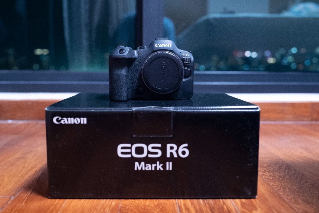 Canon EOS R6 Mark II - Full Box Set, Photography, Cameras on Carousell