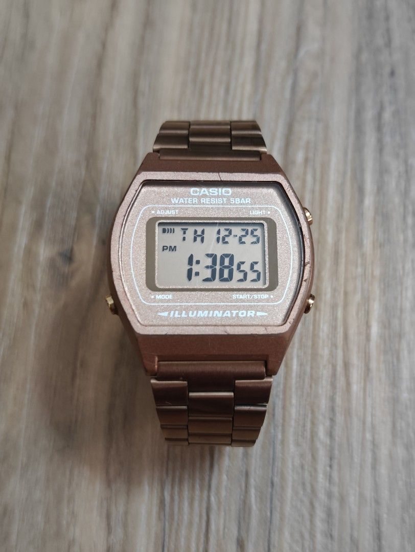 Casio Vintage Digital Watch - Rose Gold, Women's Fashion, Watches ...