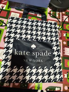 Snoopy Run Drawstring Bag 👛 Free with any purchase or add $3 for ...