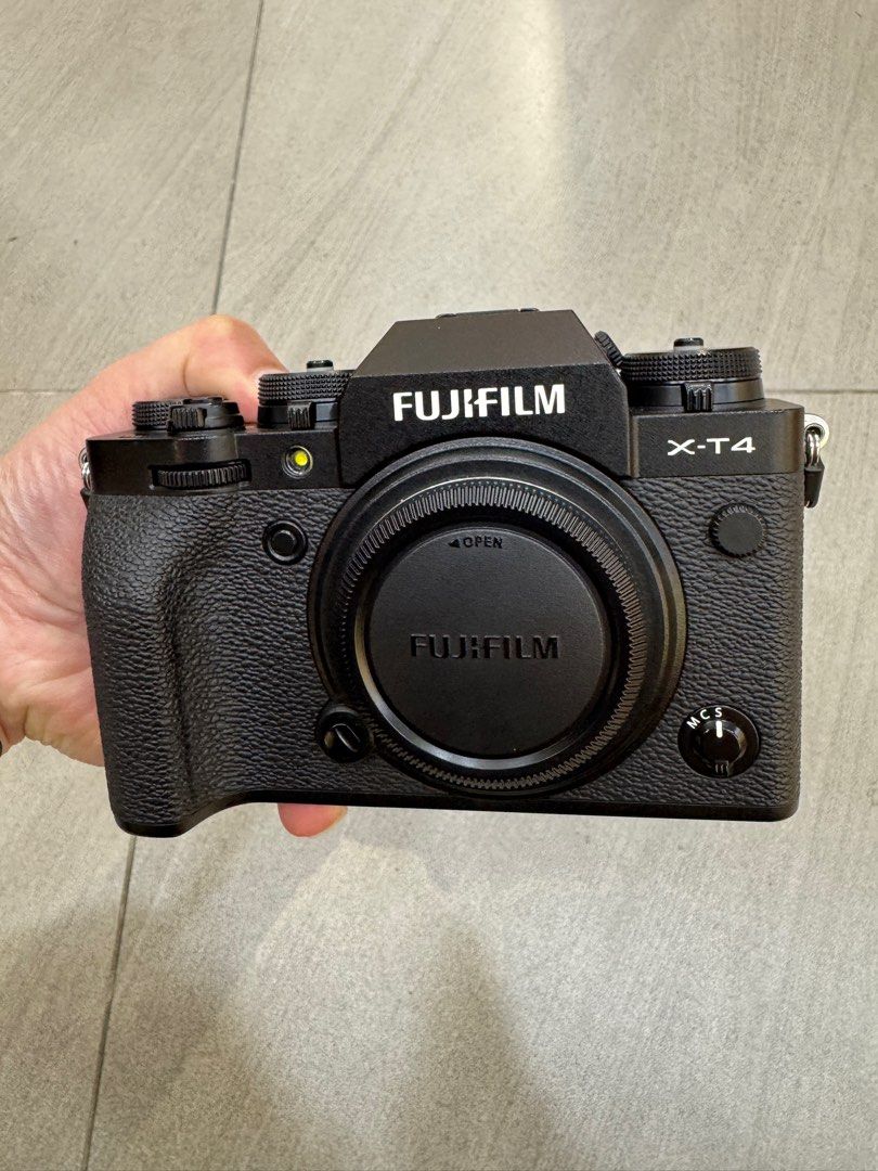 Fujifilm X-T4 Body [shutter count 7966] xt4, Photography, Cameras on ...