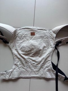 Happy Baby Carrier - Snowbird OG, Babies & Kids, Going Out, Carriers ...