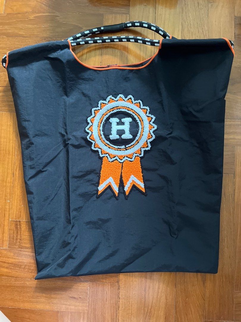 Hore & Whole Black Tote Bag, Women's Fashion, Bags & Wallets, Tote Bags ...