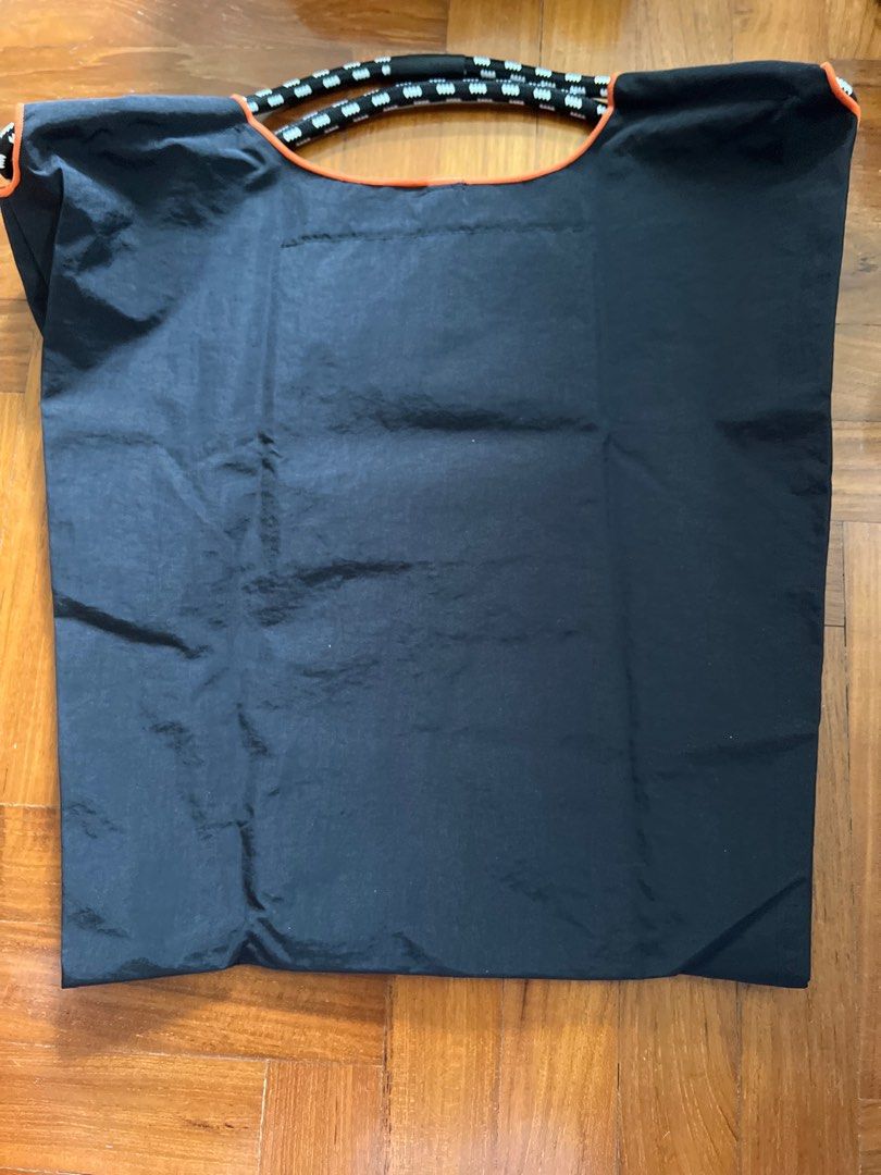 Hore & Whole Black Tote Bag, Women's Fashion, Bags & Wallets, Tote Bags ...