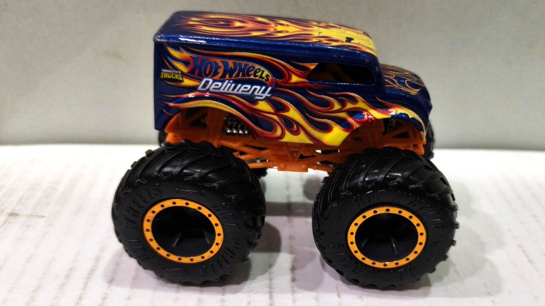 Hot Wheels Monster Truck Delivery, Hobbies & Toys, Toys & Games on ...