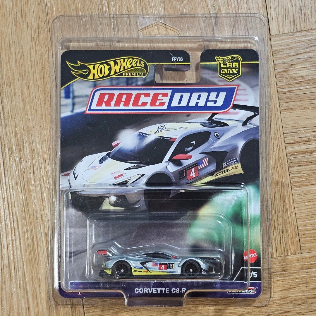 Hot Wheels Premium Corvette C8.R [With Protector], Hobbies & Toys, Toys ...